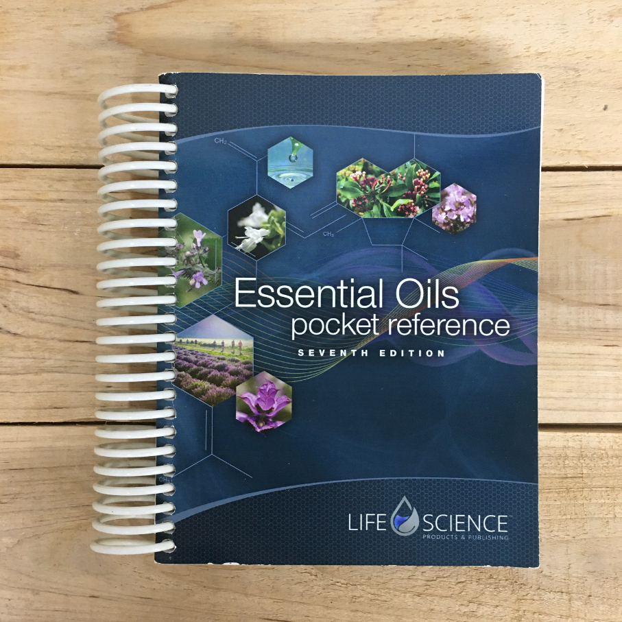 Life Science : Essential Oils Pocket Reference (Preloved) | Shopee Malaysia