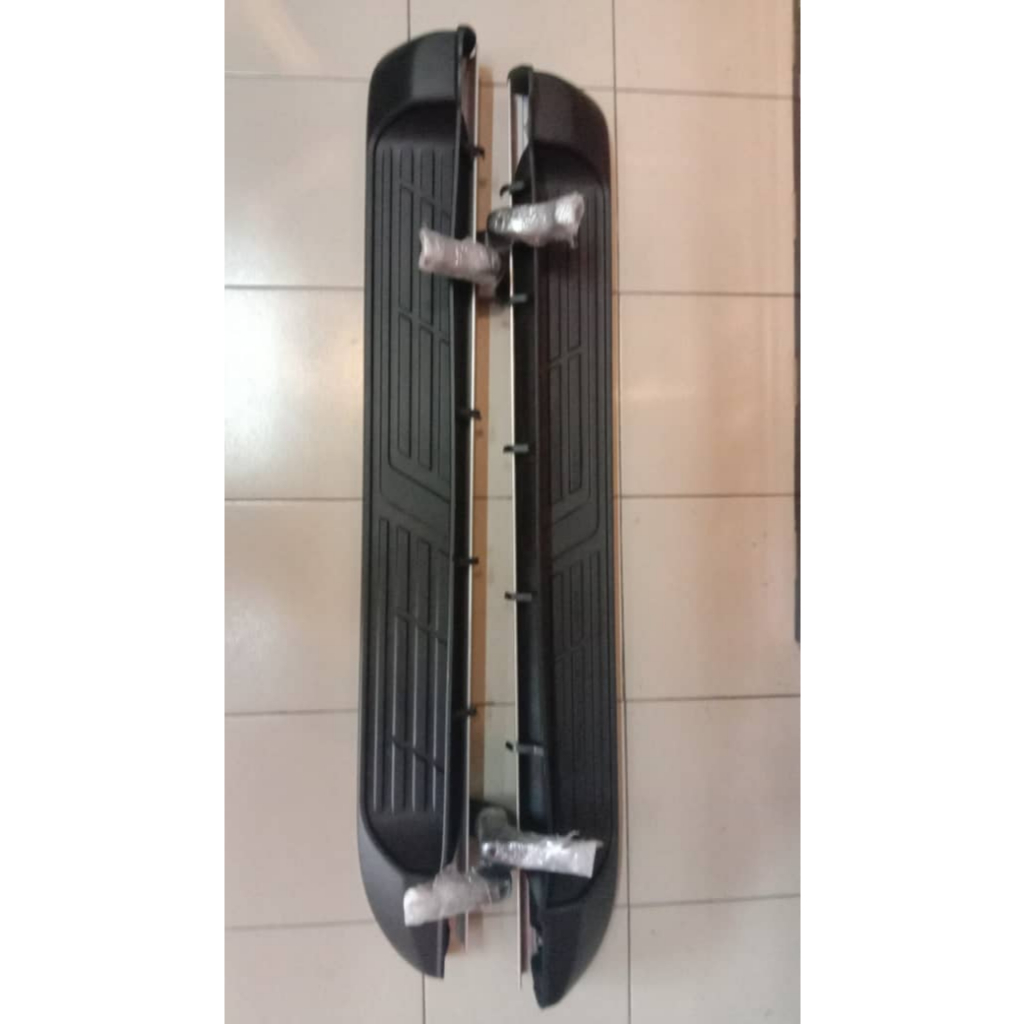 Toyota Hilux Revo GUN125 Side Step Original Running Board Panel Model ...