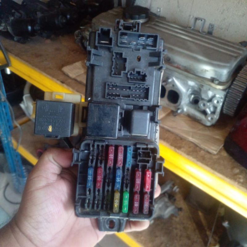 FUSE BOX DALAM PROTON WIRA MMC 1.5 AUTO INJECTION | Shopee Malaysia