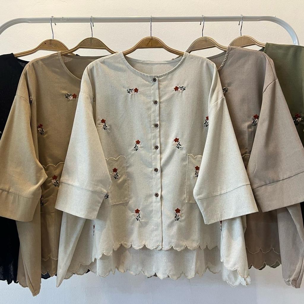Woman Sulam Butang Blouse Floral - BL5970 | Shopee Malaysia