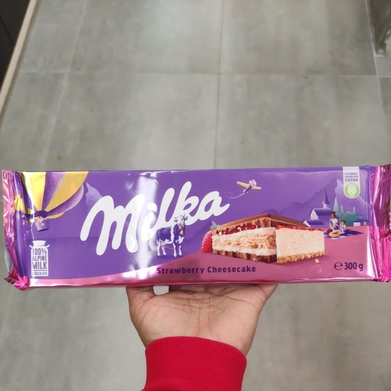 Milka Chocolate Bar Strawberry Cheesecake 300g | Shopee Malaysia