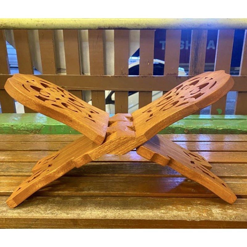 Rehal Kayu Ukiran Cantik untuk Al - Quran (Kayu Damar Hitam) | Shopee ...