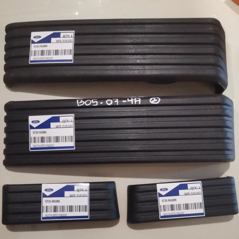 ORIGINAL Ford Maxi Ford Econovan ST30 (1985) (Petrol) Bumper Side Cover ...