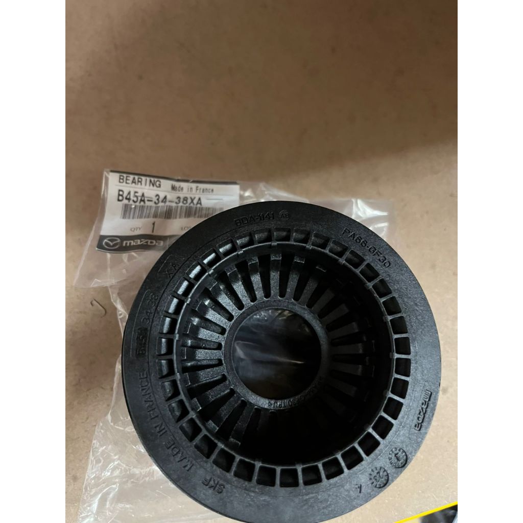 100% GENUINE (MAZDA) FRONT ABSORBER BEARING MAZDA 3/2/6 SKYACTIVE/CX3 ...