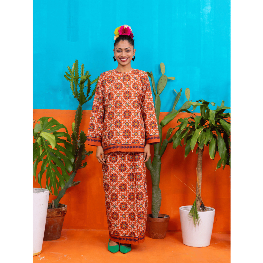 Bayu Somerset Catalina Kurung - Oren Bata | Shopee Malaysia