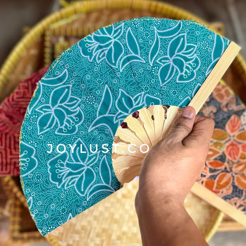 Kipas batik tangan Fan Hand Bamboo traditional | Shopee Malaysia
