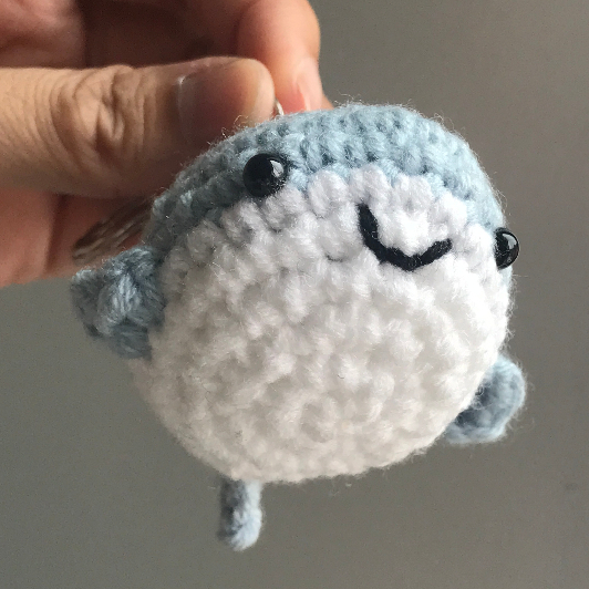 [READYSTOCK] Mini Shark Keychain Handmade Baby Shark Keychain Crochet ...