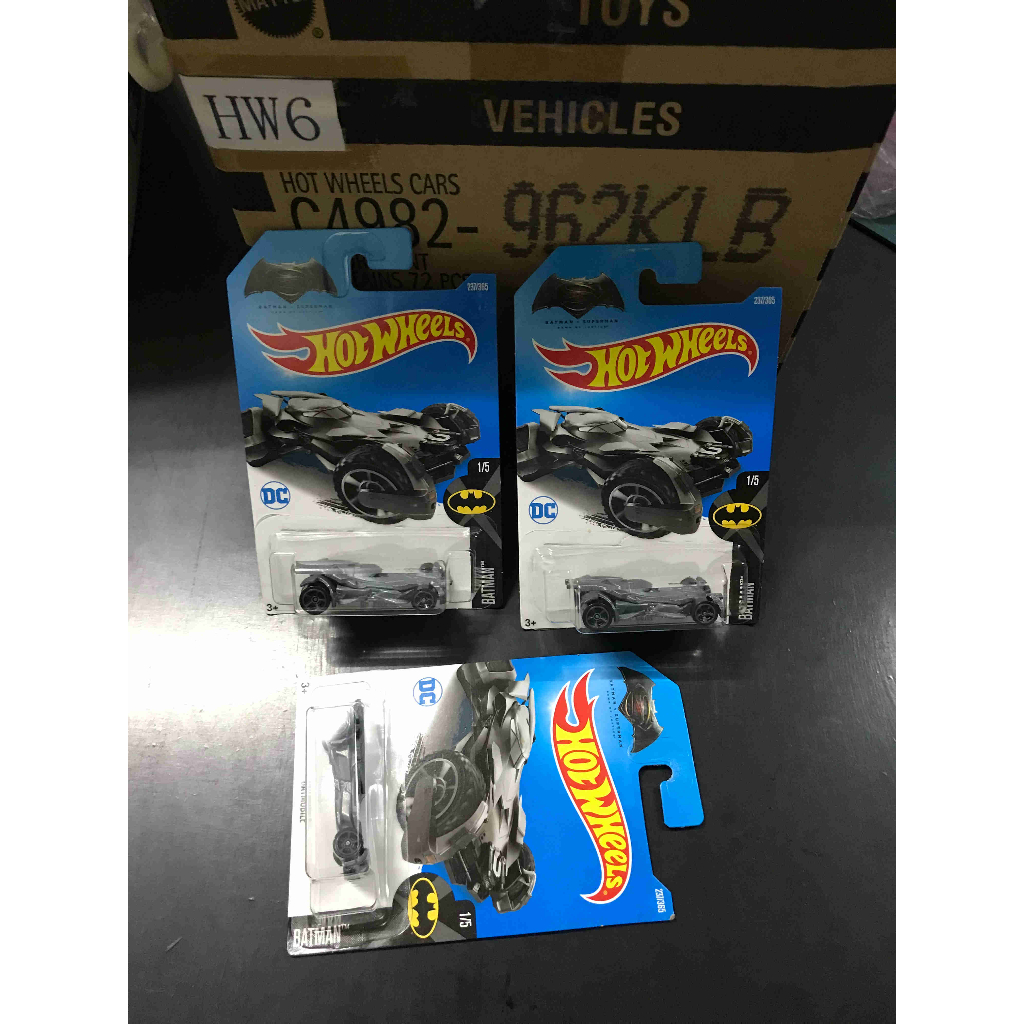 Mattel Hotwheels Justice League Batman Batmobile GREY (HW6) | Shopee ...