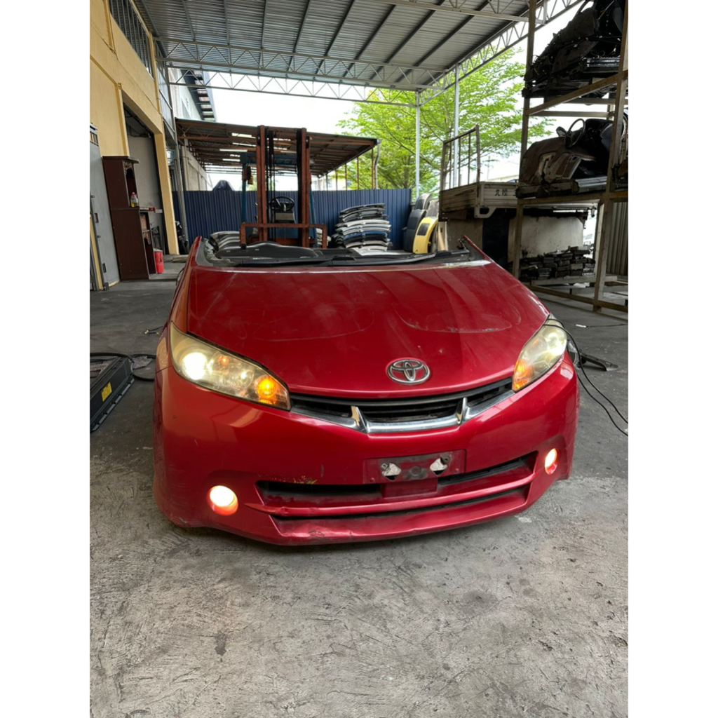 TOYOTA WISH ZGE20 PRE FACELIFT HALFCUT ORIGINAL WITH CUSTOM FORM PFL ...