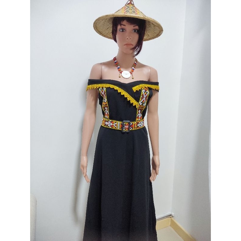 Evening dress Rungus dihiasi corak motif pinakol classic (tidak ...