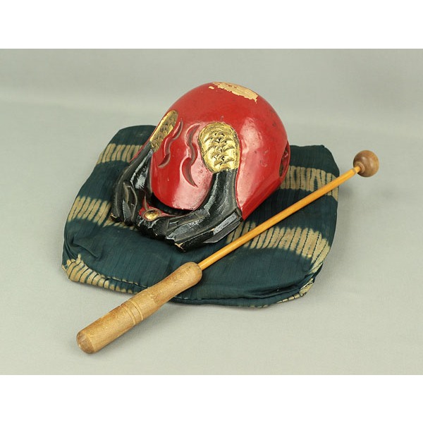 Reversible Mokugyo (Wooden Fish) Fish-shaped wooden temple drum wooden ...