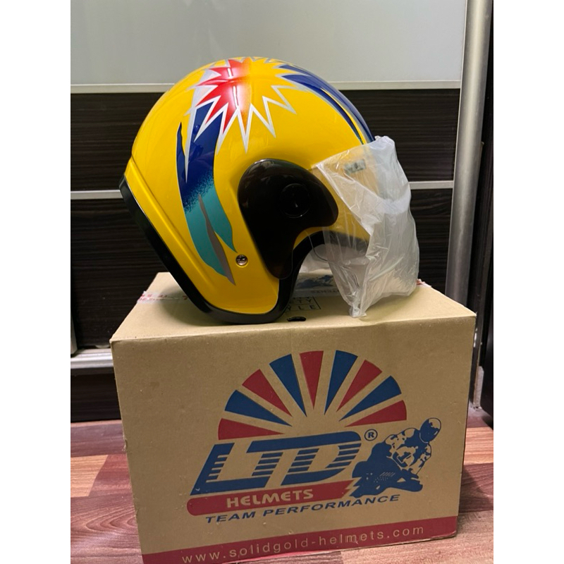 LTD BINTANG 14 HELMET YELLOW ( 1st batch ) | Shopee Malaysia