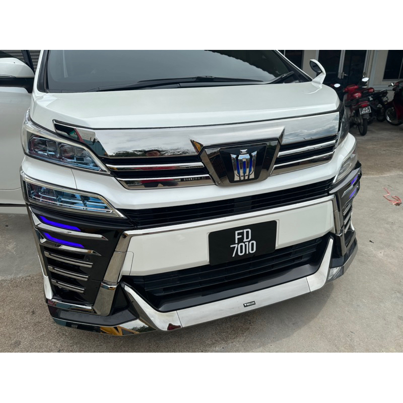 Toyota vellfire 2018 crown emblem logo | Shopee Malaysia