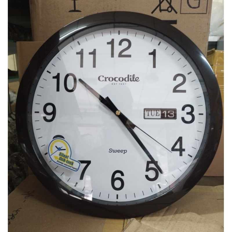 100% ORIGINAL Crocodile Quite Sweep Analogue Date & Day display Wall ...