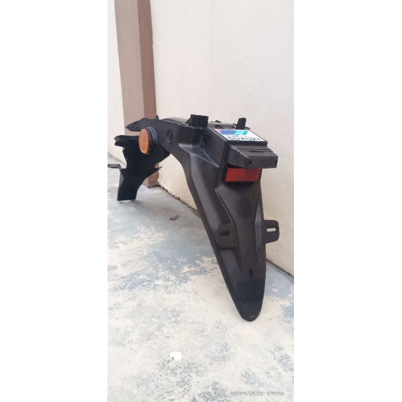 Suzuki Smash Fi rear fender (used) | Shopee Malaysia
