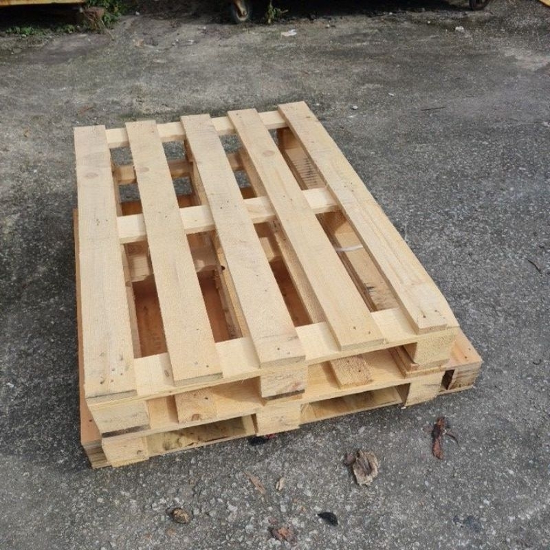 Wooden pallet nice quality 90cm x 120cm | Shopee Malaysia