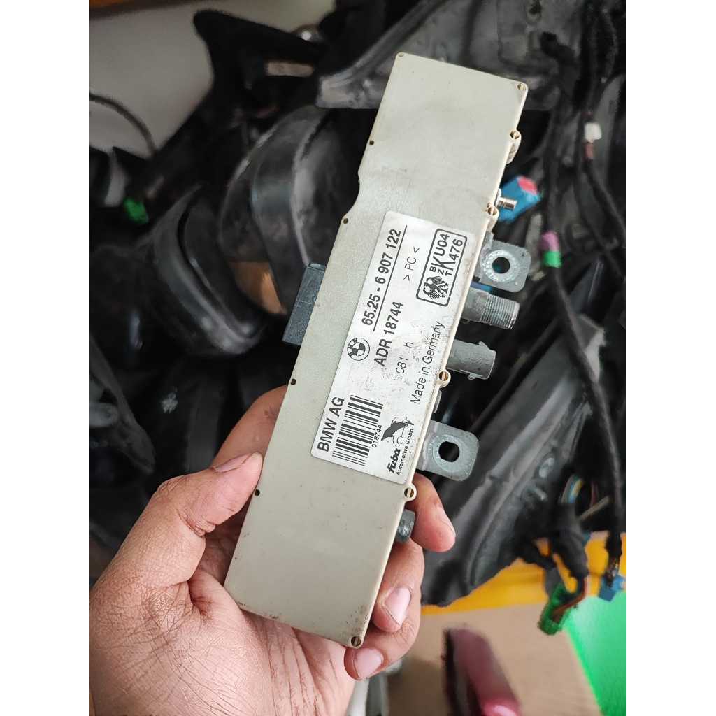 E46 antenna amplifier store