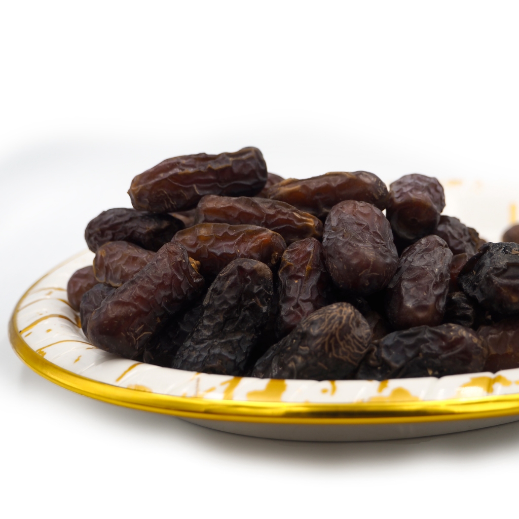 Mariami Grade AA Dates ( 500g Kurma ) : Premium Medium-Sized Delights ...