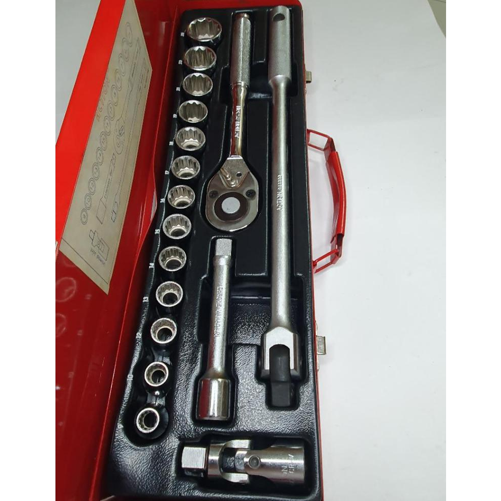 ACTION 17 Pcs 1/2" DRIVE SOCKET SET [NEW OLD STOCK] | Shopee Malaysia