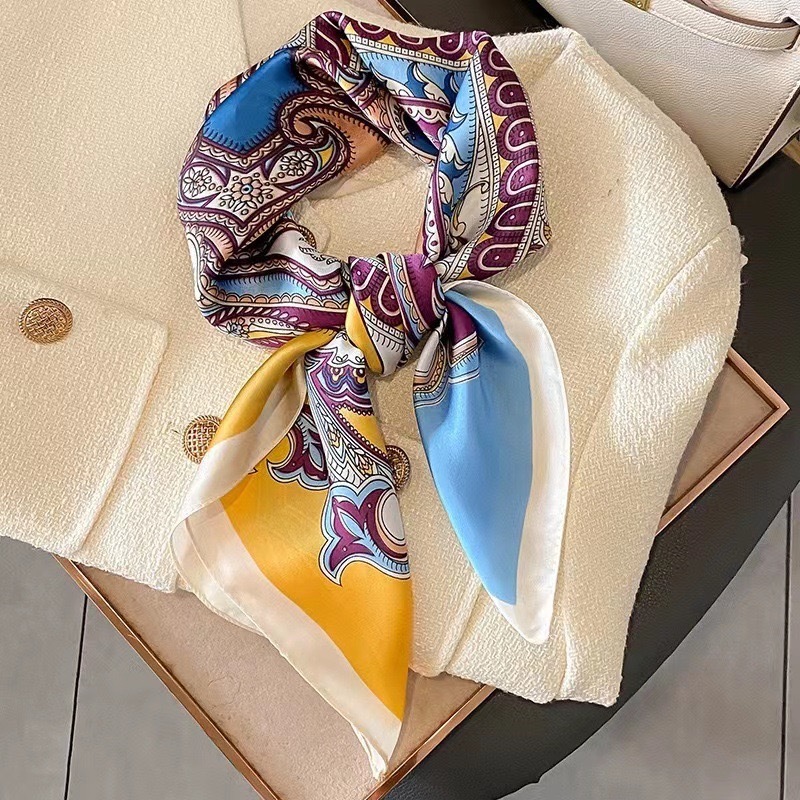 GODDESS Retro women silk scarf Luxury women silk scarf Simple and ...