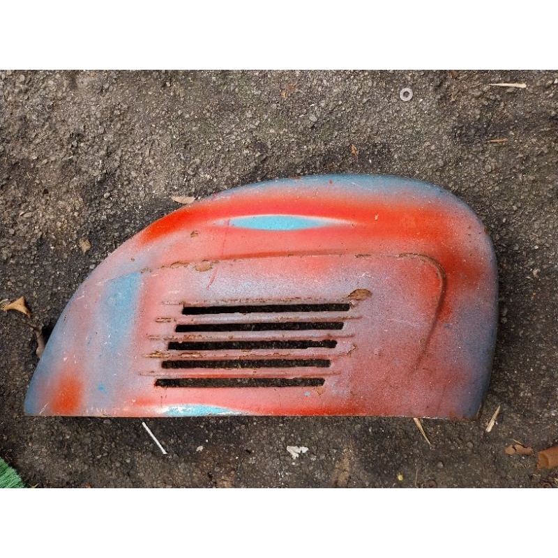 Side Box kanan Vespa Super 150 Original Italy | Shopee Malaysia