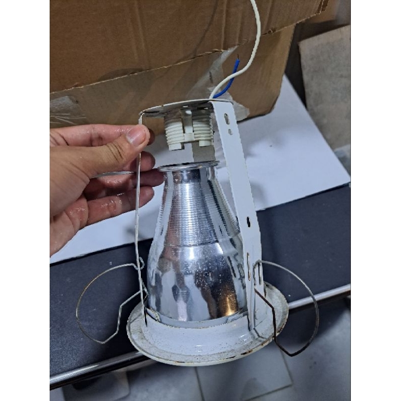 [Used] 4’ inch E27 LED Down Light Ceiling Light Round Casing For ...