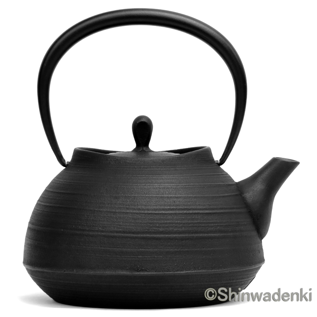 【Direct from Japan】Nanbu tekki Itchudo tetsubin japanese cast iron kettle Hakeme 1.3L 51008BK ...