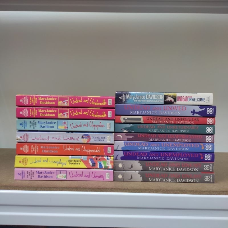 Undead Series - Mary Janice Davidson | Shopee Malaysia