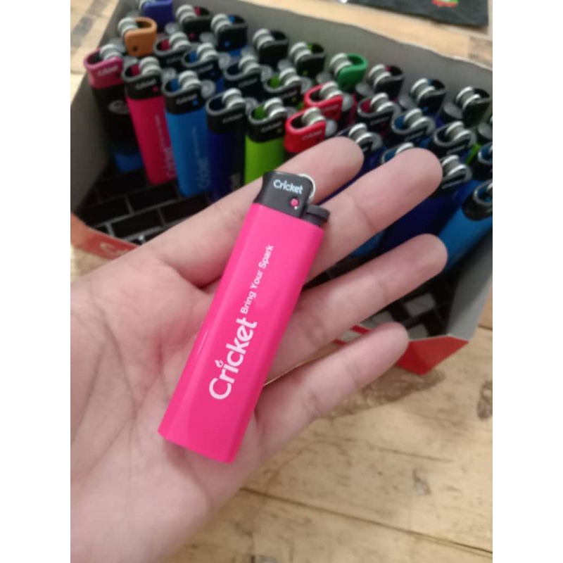 Cricket lighter 1 box x 50pcs lighter cricket 1 kotak ada 50 batang ...