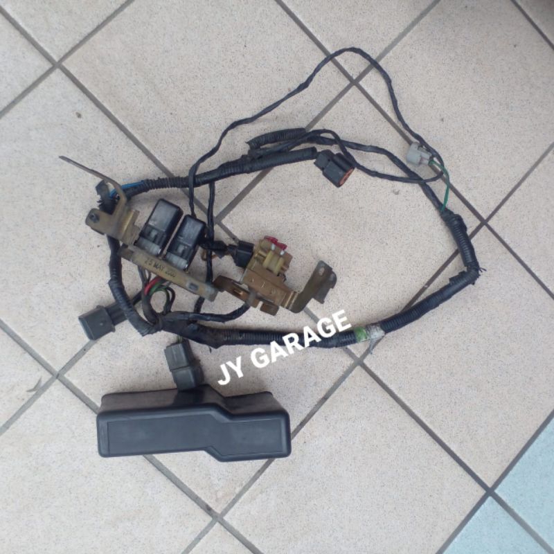 FUSE BOX AIRCOND PROTON WIRA MMC | Shopee Malaysia