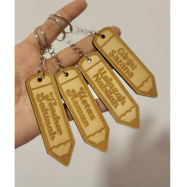 [BUY 10 FREE 2] keychain custom nama/ wood keychain / laser engraved ...