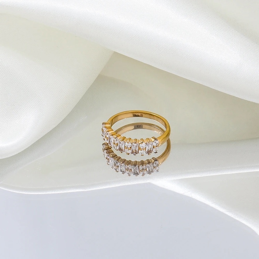 Luxury Diamond 18K Gold Plated ring - KUONA | Shopee Malaysia