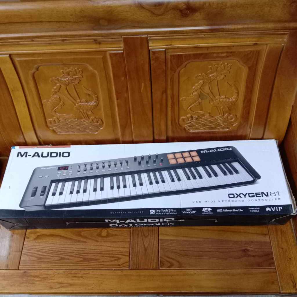 M-Audio Oxygen 61 MKV USB MIDI Keyboard Controller With Pad | Shopee ...