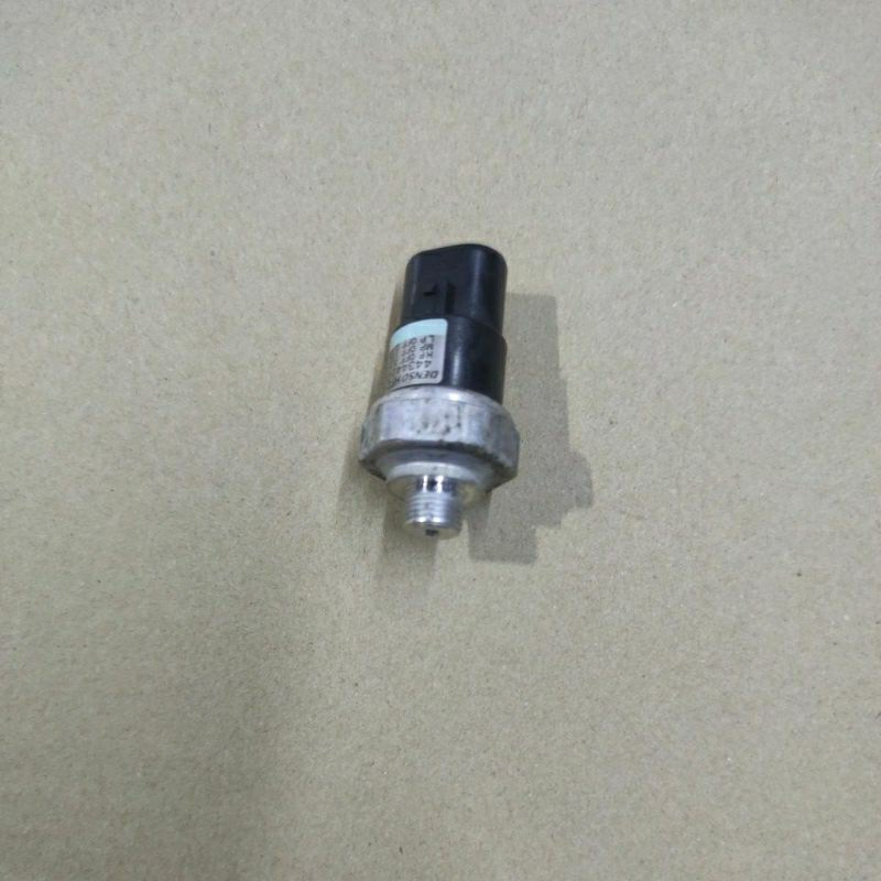 Toyota pressure switch Denso (original used Japan) | Shopee Malaysia