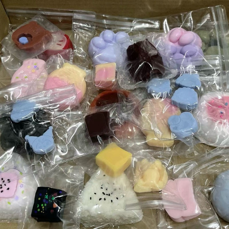 硅胶捏捏随心配 Fishy Squishy福箱Random Squishies/Squishy Blindbox | Shopee Malaysia