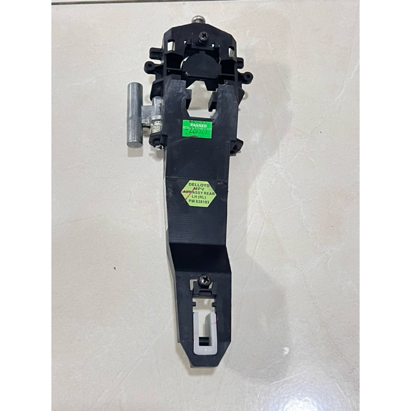 100% ORIGINAL PROTON GEN2 Exora REAR DOOR ADAPTOR PLATE DOOR HANDLE ...