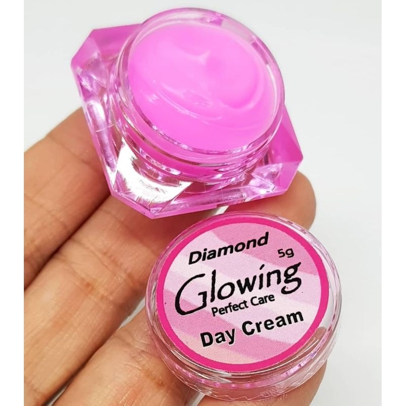 Glowing Day Cream Diamond 5g/ Muka Smooth Glow/ Atasi Masalah Jrgt Flek ...