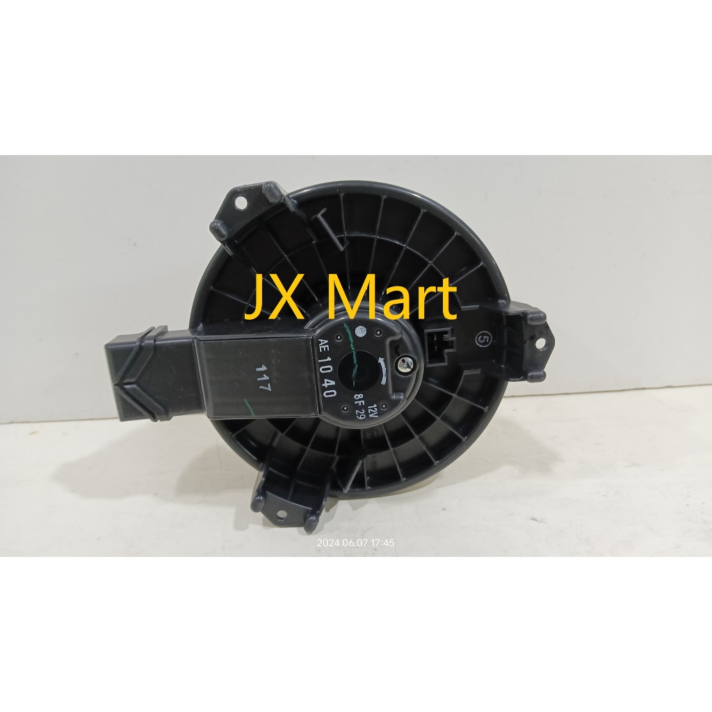 Toyota Innova / Hilux Vigo 2005 (KUN25) / Fortuner 2005 / Hiace 2006 ...