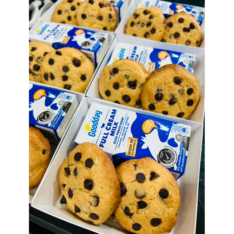 Soft Soft Cookies+Milk 🔥Soft Cookies Viral,Less Sugar, Coklat Cip Sedap ...
