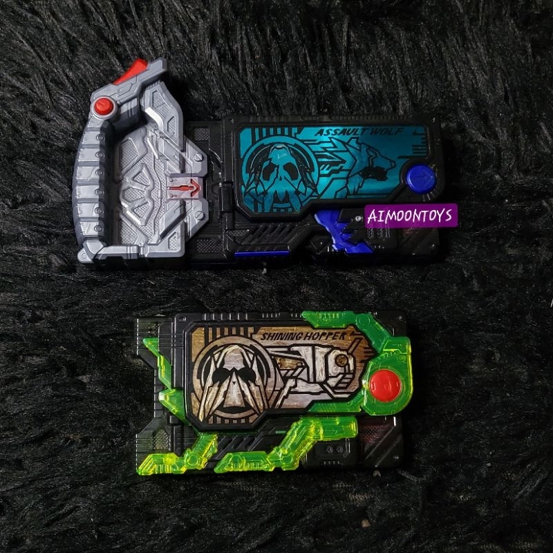 SET DX Shining Hopper + Assault Wolf + Assault Grip Progrise Key ( Not ...