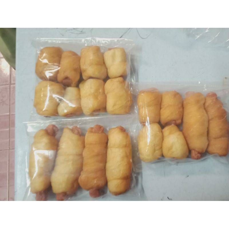 ROTI SOSEJ (Biasa 1batang sosej, mini separuh ye) beli 6 free 1 ...