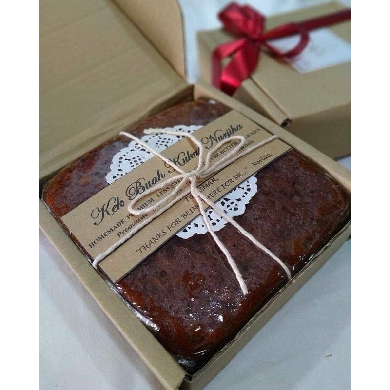 KEK BUAH MOIST NURJIHA + PURE BUTTER 600g GIFTPACK | Shopee Malaysia