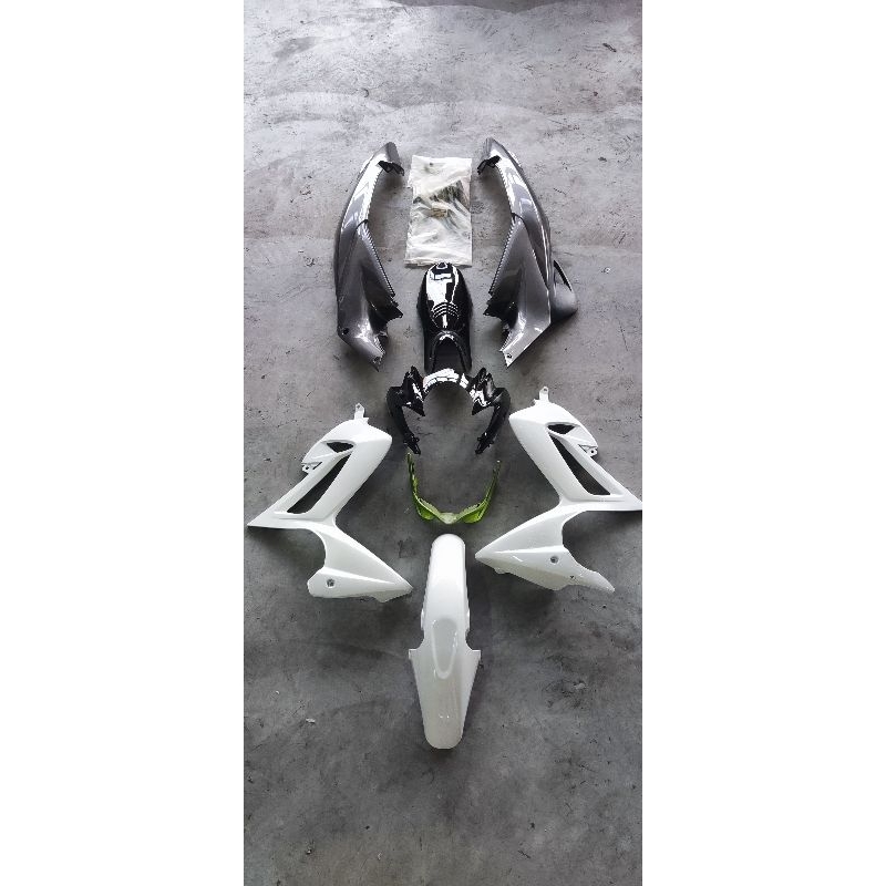Suzuki Belang 100% Original Coverset With Sticker | Shopee Malaysia