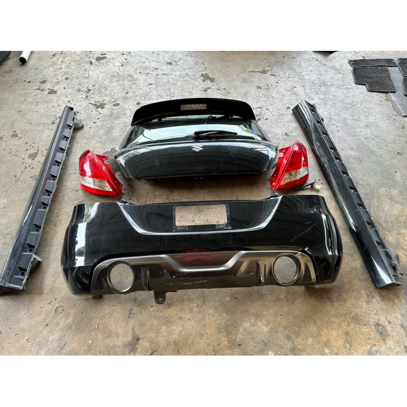 Suzuki Swift Sport ZC32S Rear Body parts with side skirt Ori Used Japan ...