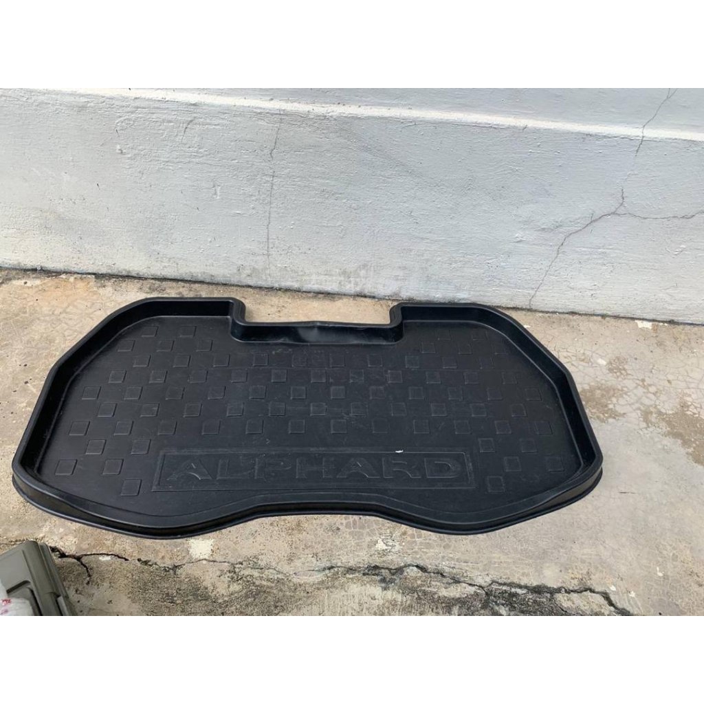 TOYOTA ALPHARD PLASTIC BOOT COVER | Shopee Malaysia