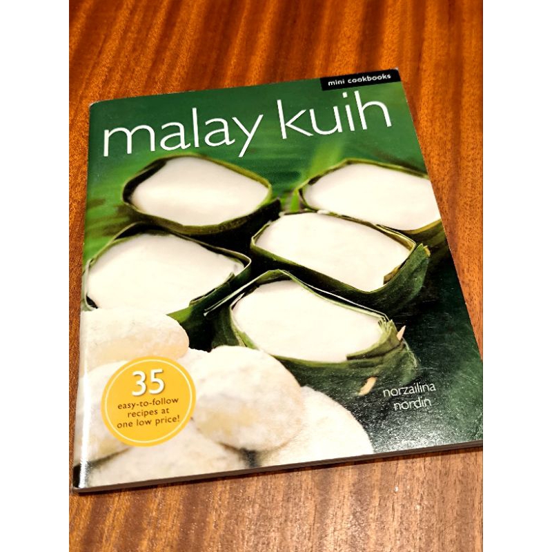 Malay Kuih Cookbook Recipes Cooking Traditional Food Norzailina Nordin ...