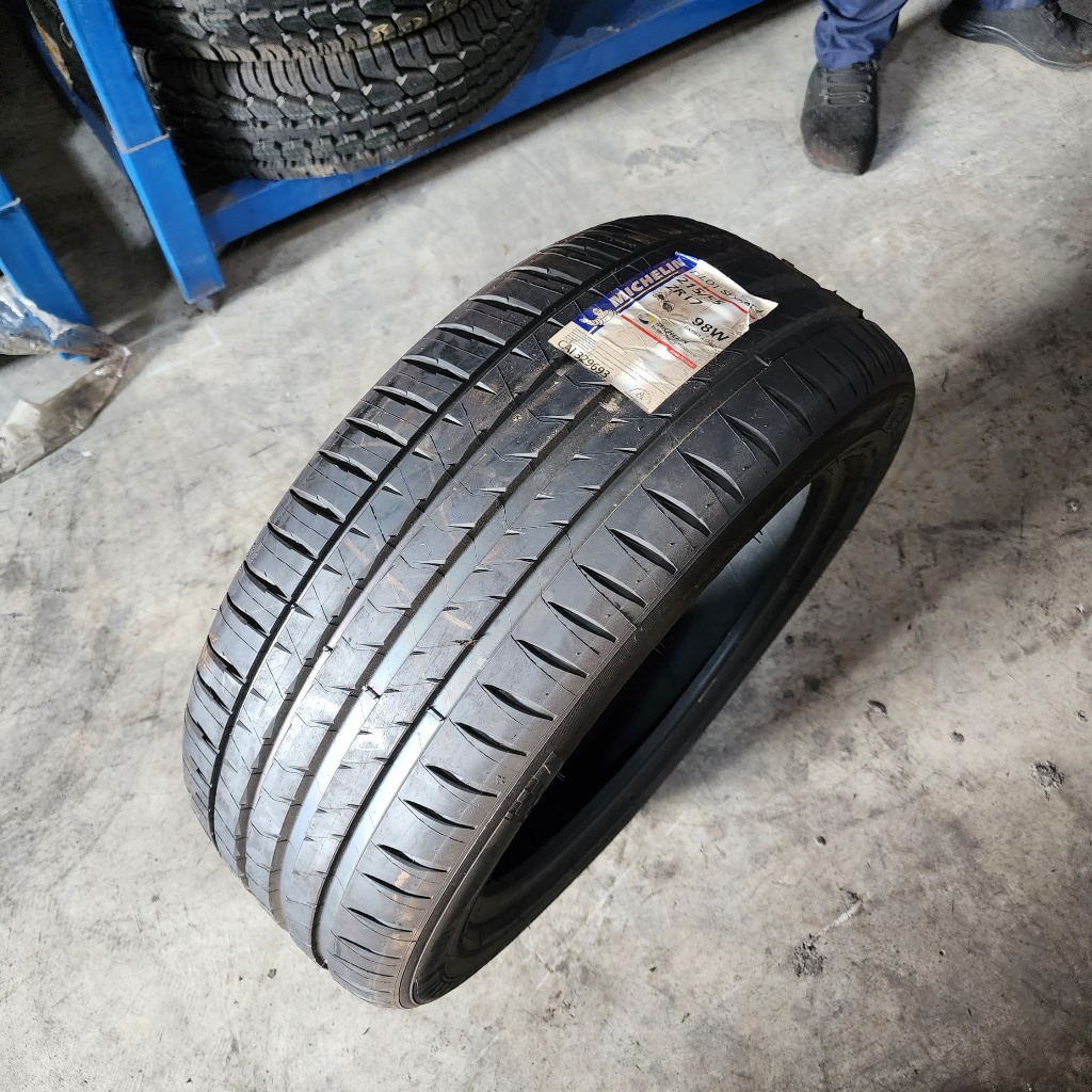 (Year 18) Michelin Pilot Sport 4 PS4 215/55R17 Inch Tayar Tire (FREE ...