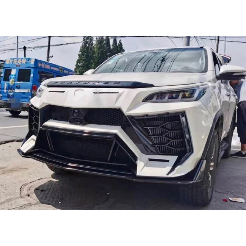 Toyota Fortuner 2016 2017 2018 2019 2020 2021 2022 2023 Lamborghini ...