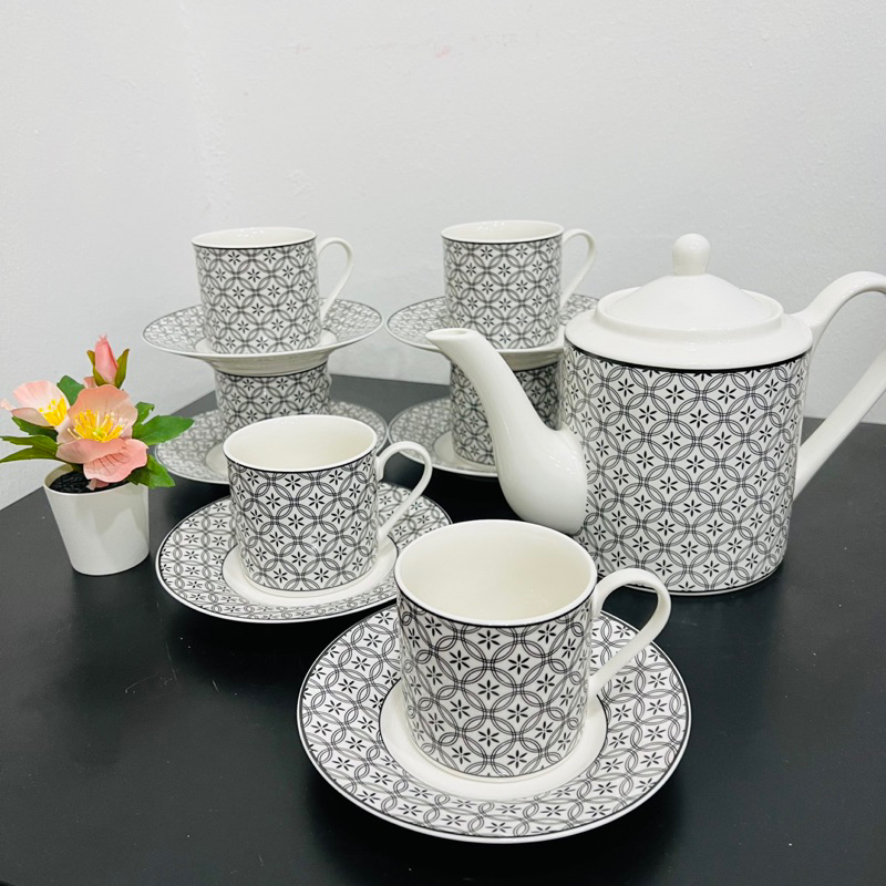 ♨️NEW♨️ TEASET 13PCS / CUP & SAUCER WITH TEAPOT/ SET CAWAN | Shopee ...