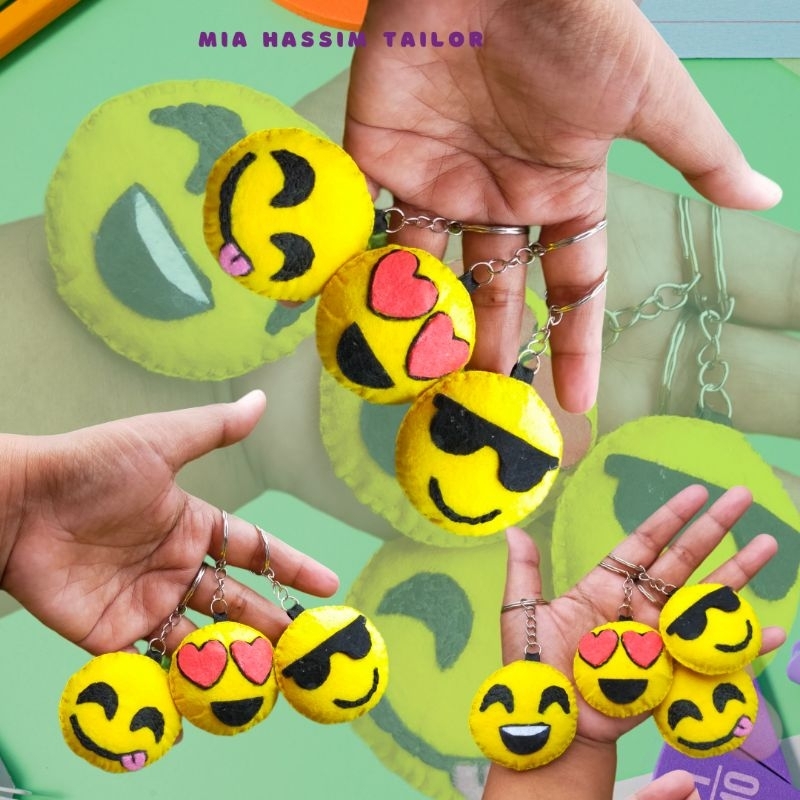 EMOJI FELT KEYCHAIN HANDMADE (READY STOK) | Shopee Malaysia